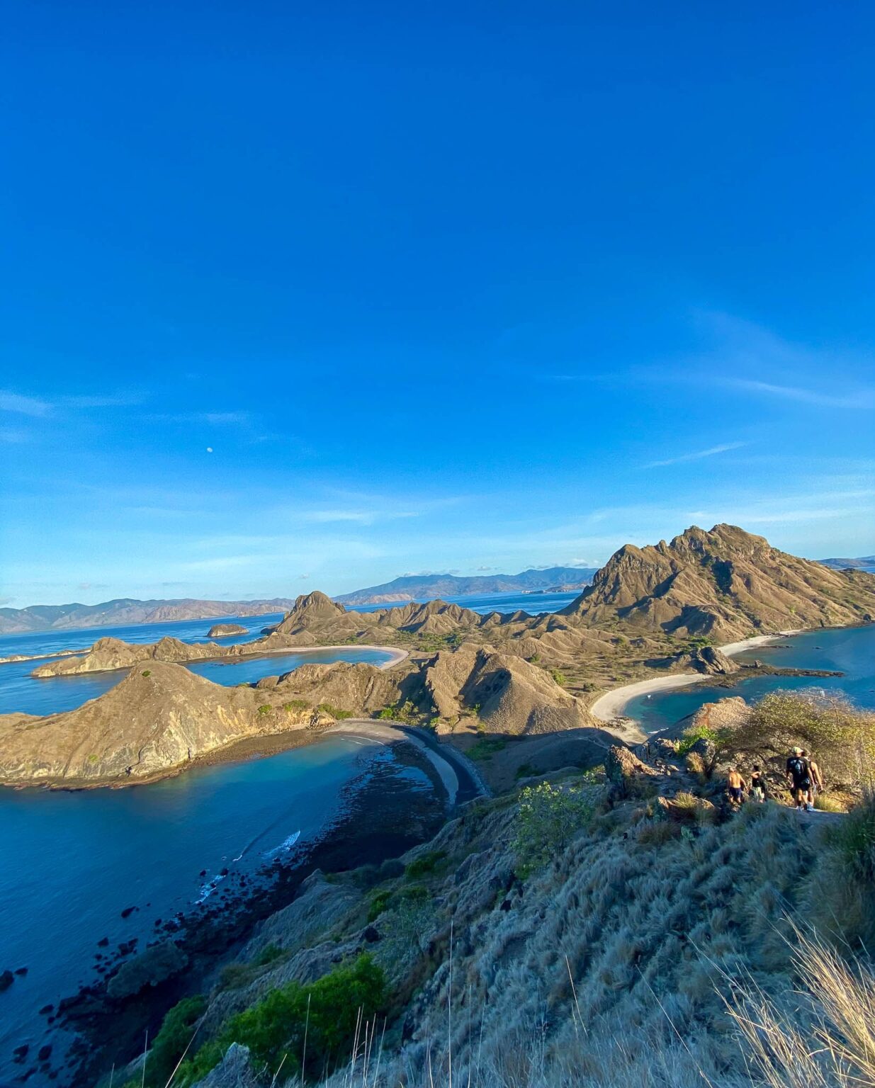 4 Days on A Boat Navigating Komodo NP